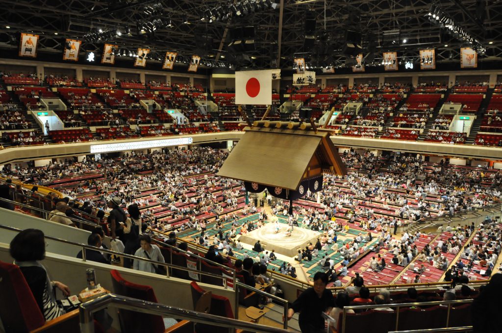 GRAND SUMO : Ryogoku Kokugikan Sumo Arena - ナショナル・スタジアム・ツアーズ