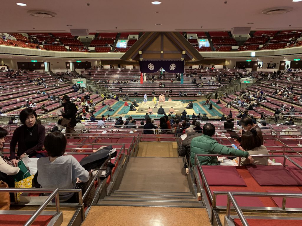 GRAND SUMO : Ryogoku Kokugikan Sumo Arena - ナショナル・スタジアム・ツアーズ