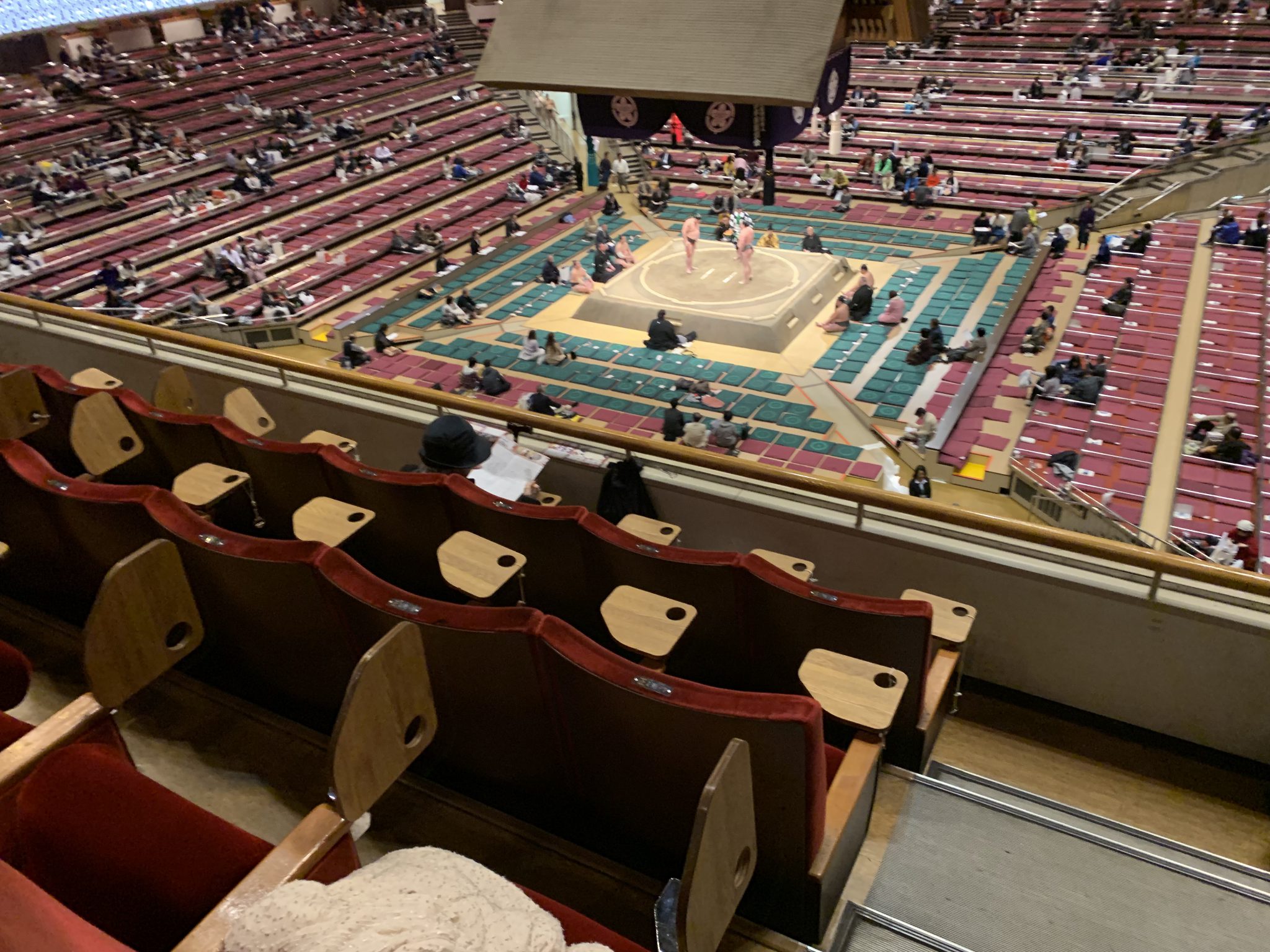 GRAND SUMO : Ryogoku Kokugikan Sumo Arena - ナショナル・スタジアム・ツアーズ