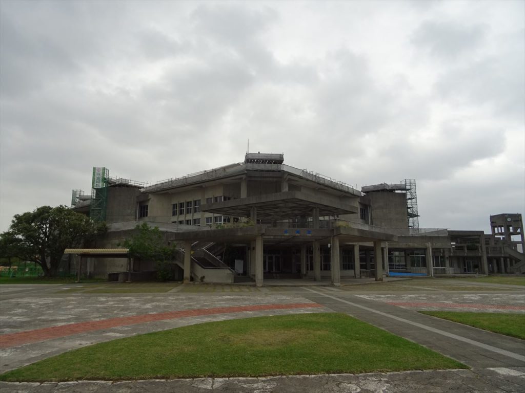 Okinawa City Stadium - ナショナル・スタジアム・ツアーズ
