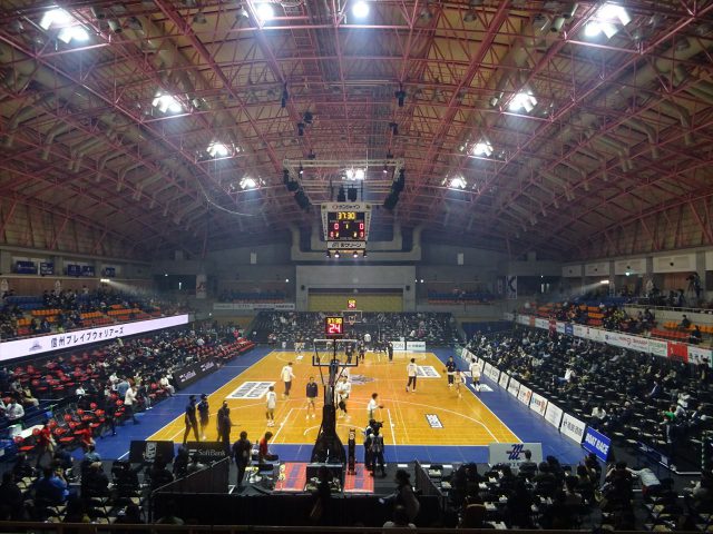 Kadena Baseball Stadium - ナショナル・スタジアム・ツアーズ